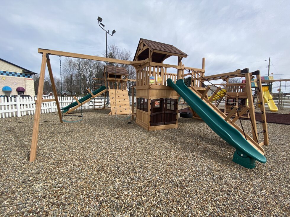 Playsets For Backyards | Olympian Outlook XL 4